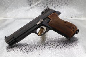 SIG P210 | Discover the legendary Swiss pistol - Nextgun