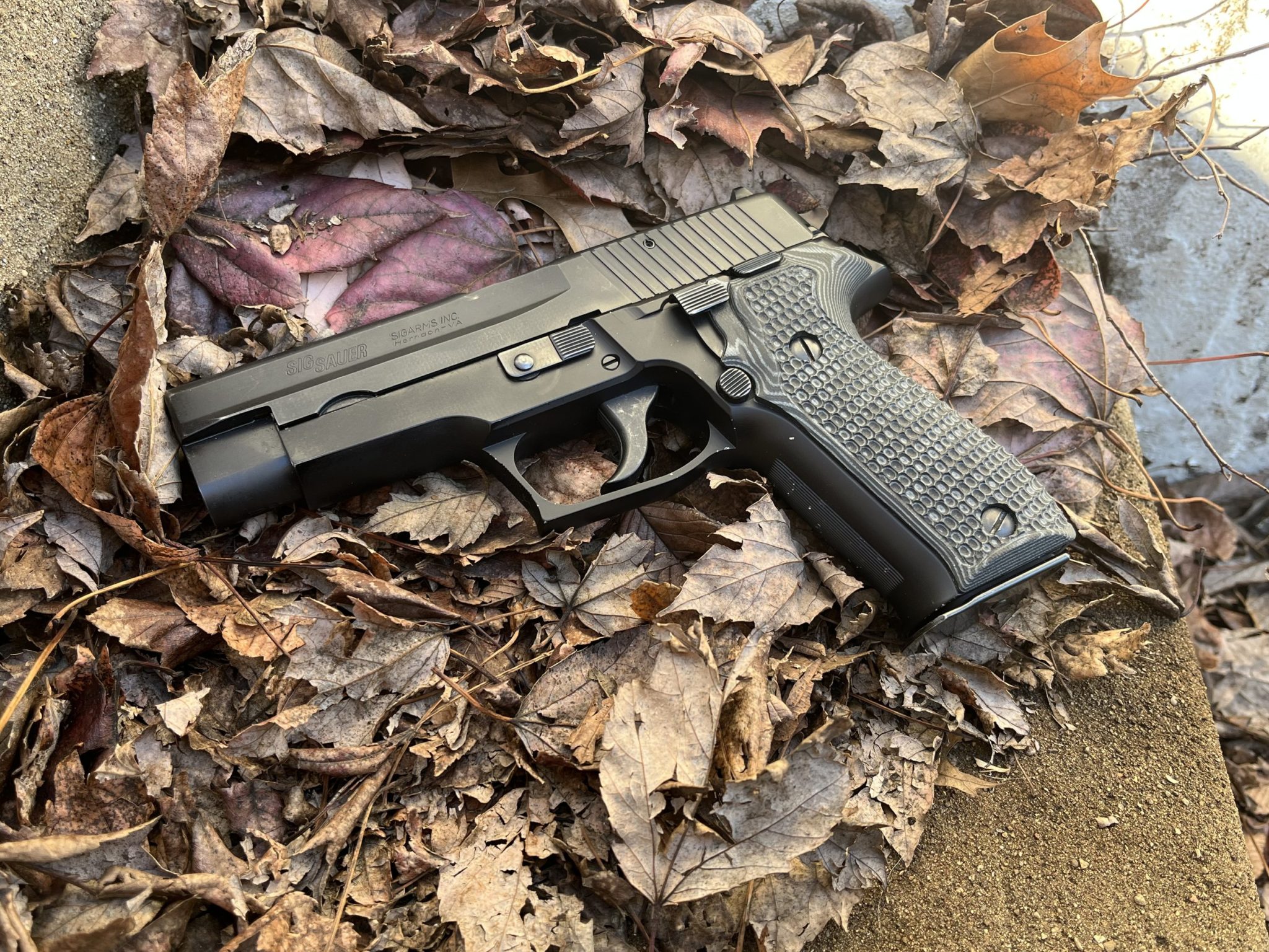 Le Sig Sauer P226 | Une Référence en Fiabilité et Durabilité - NextGun